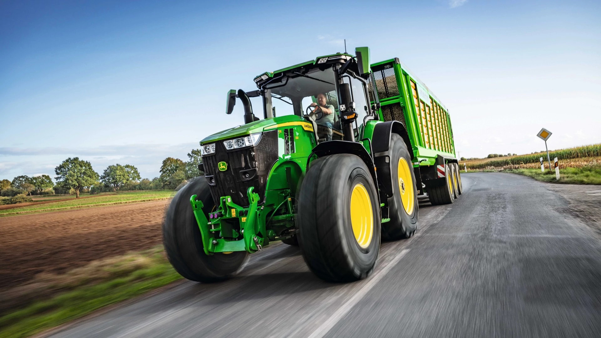 John Deere Updates 5r Series Tractors For 2019 Farminguk