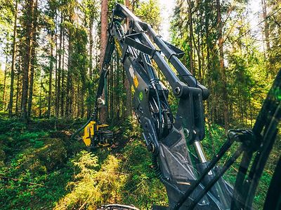 Intelligent Boom Control | John Deere UK