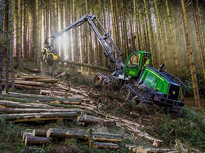 Intelligent Boom Control | John Deere UK