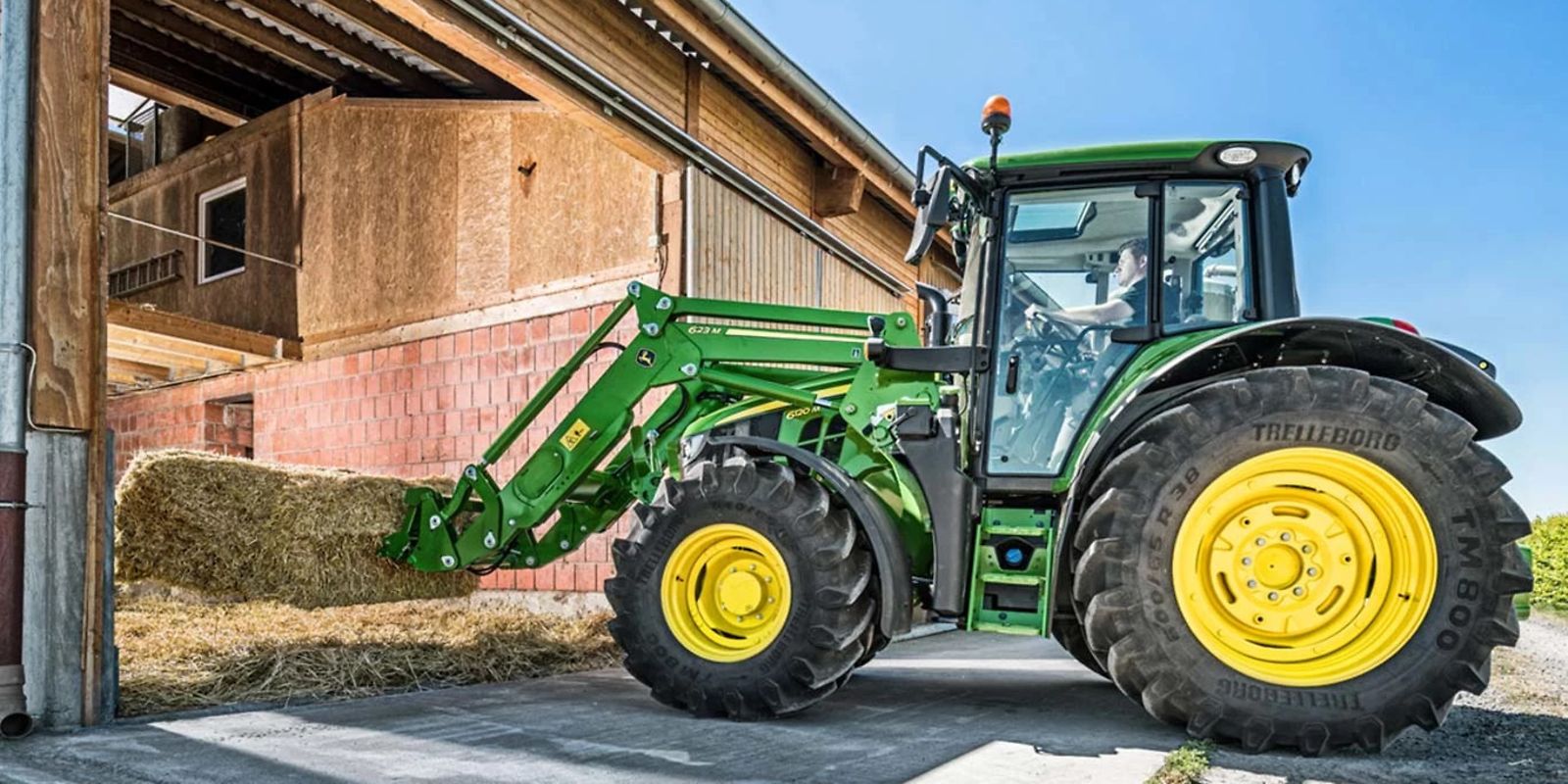 Loaders | John Deere UK