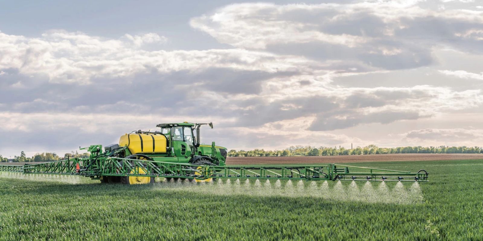 Sprayers | John Deere UK