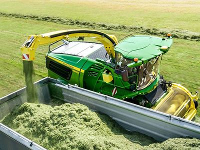 Harvest | John Deere UK