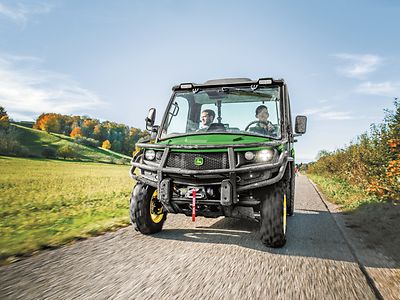 Gator Utility Vehicles | John Deere UK