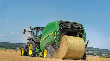 Balers | John Deere UK